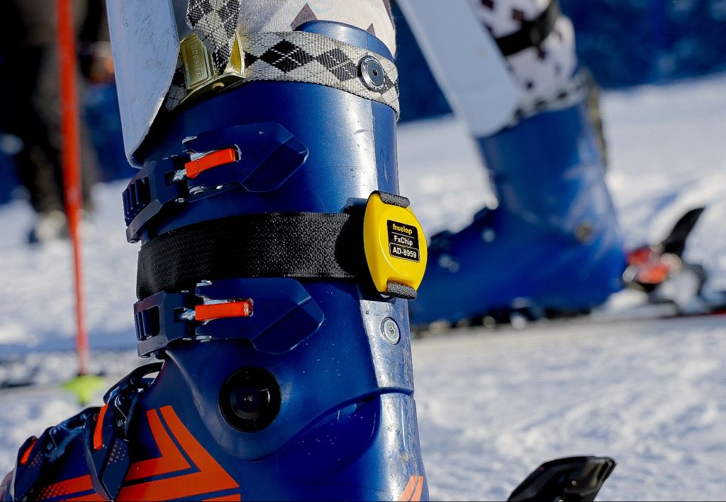 Freelap transponder - Accurate automatic timing system for sports