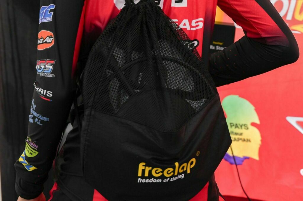 Versatile transmitter - moto - Freelap timing system